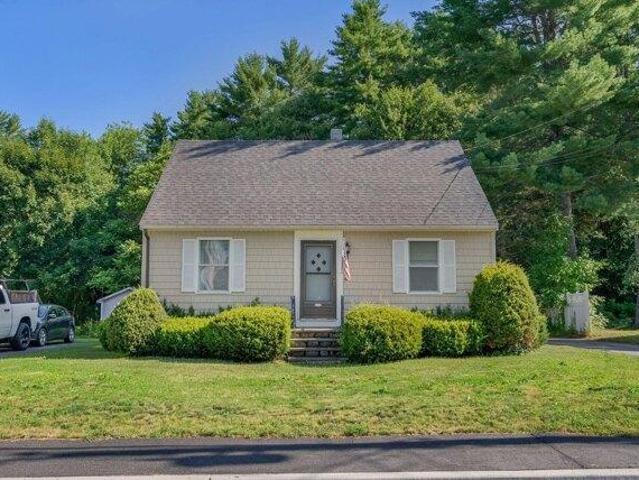4 bedroom, Augusta ME 04330 104571415