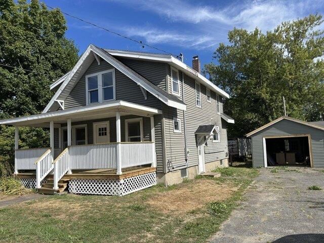 4 bedroom, Augusta ME 04330 104571076