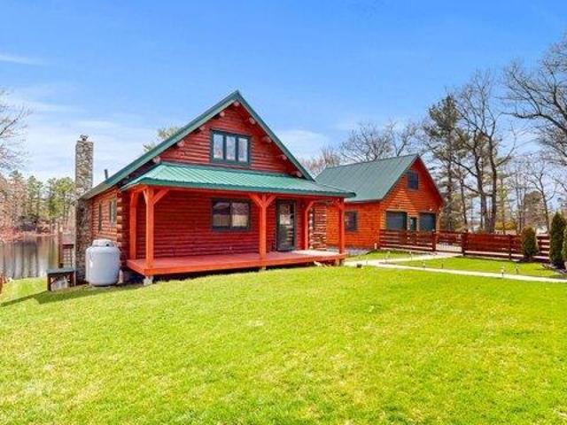 4 bedroom, Augusta ME 04330 104790576
