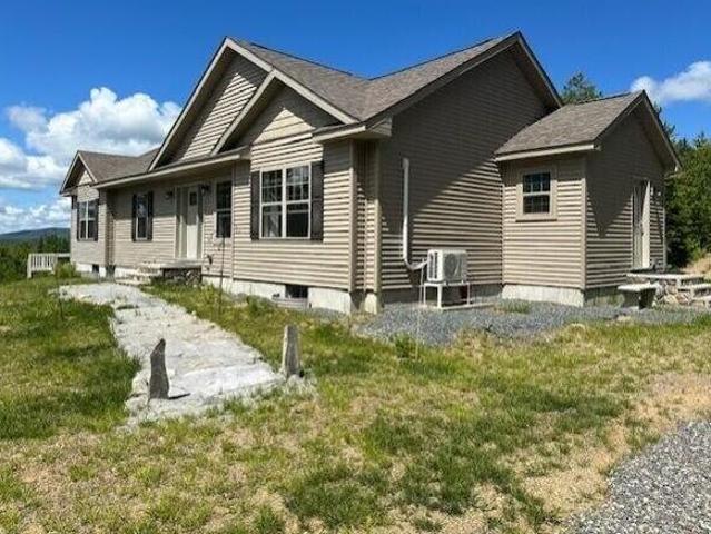 4 bedroom, Aurora ME 04408 88161033