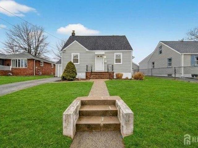 4 bedroom, Avenel NJ 07001 102529335