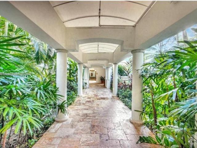 4 bedroom, Aventura FL FL 33160 102659234