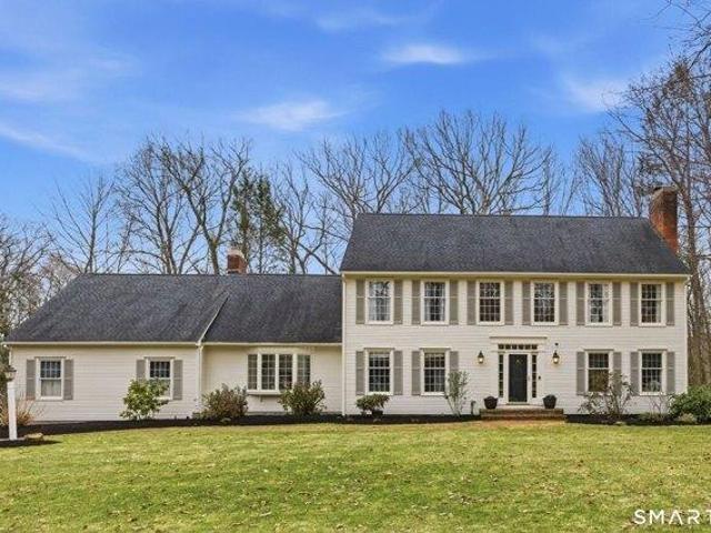 4 bedroom, Avon CT 06001 LS101629320