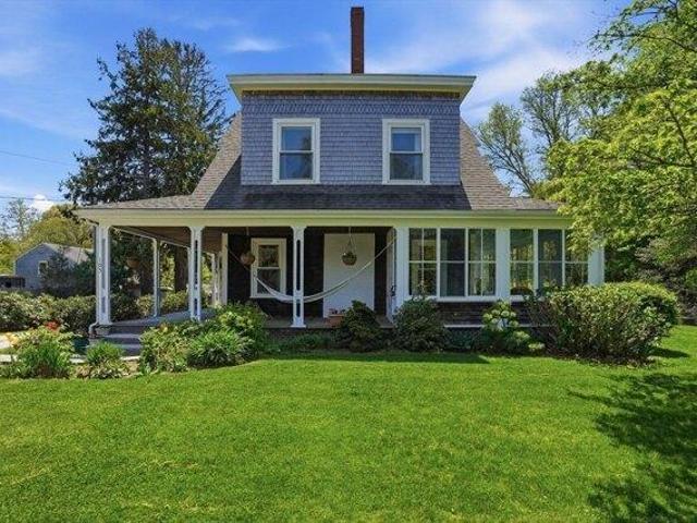 4 bedroom, Bourne MA 02534 104719586