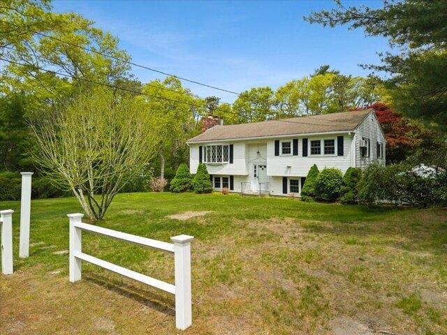 4 bedroom, Bourne MA 02532 104606839