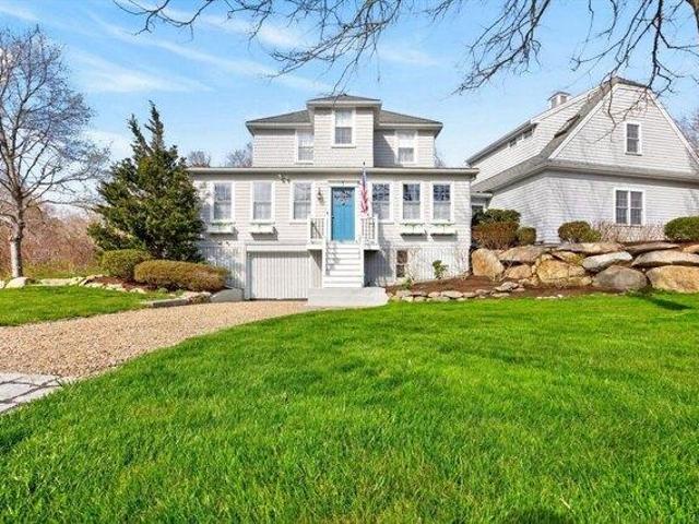 4 bedroom, Bourne MA 02562 LS102959275