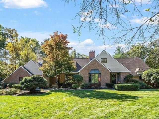 4 bedroom, Boxford MA 01921 LS102859572