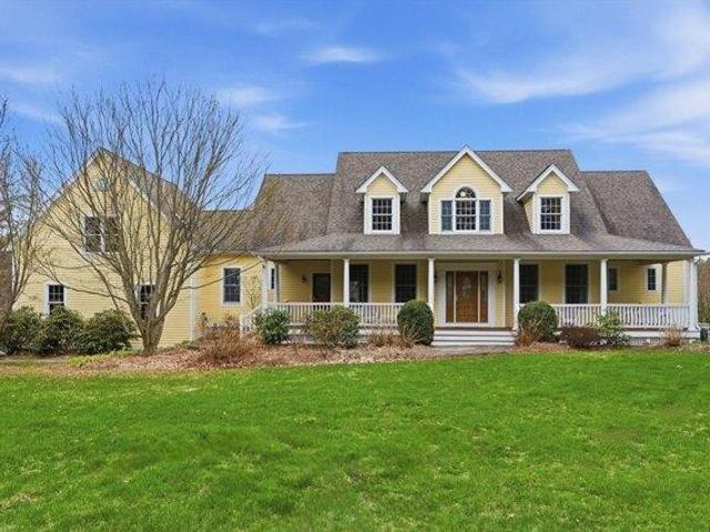 4 bedroom, Bolton MA 01740 102090116