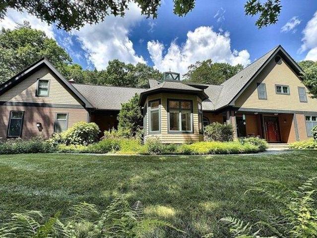 4 bedroom, Bolton MA 01740 104377039