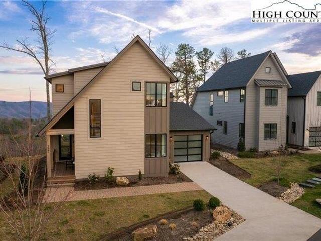 4 bedroom, Boone NC 28607 104899770