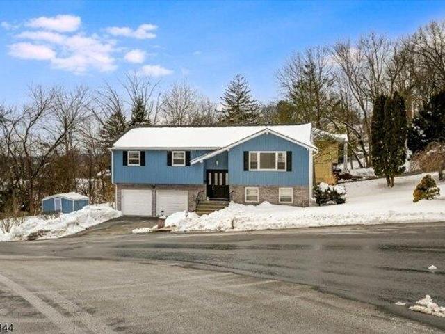 4 bedroom, Boonton NJ 07005 LS102476469