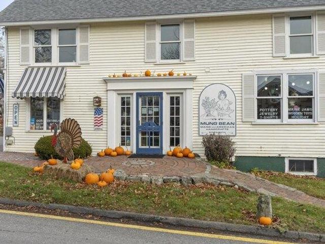 4 bedroom, Boothbay Harbor ME 04538 104009834