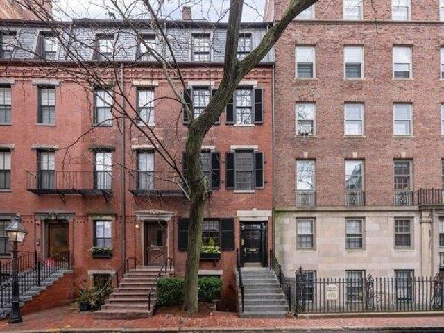 4 bedroom, Boston MA 02108 102217174