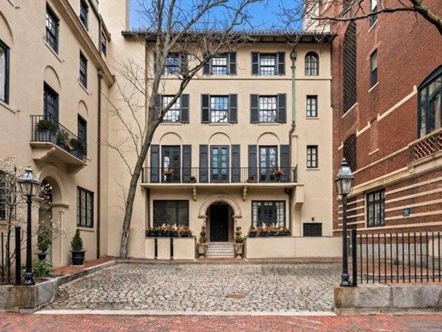 4 bedroom, Boston MA 02108 103159696