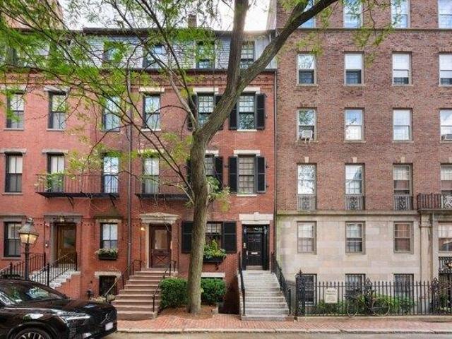 4 bedroom, Boston MA 02108 105094749