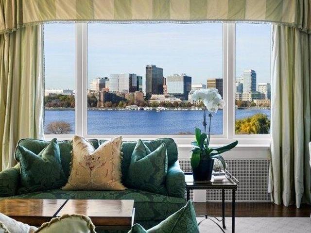 4 bedroom, Boston MA 02116 103601917