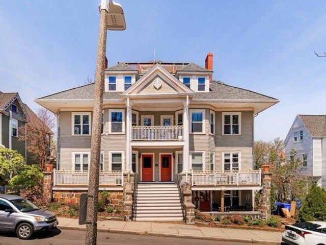 4 bedroom, Boston MA 02124 102566444