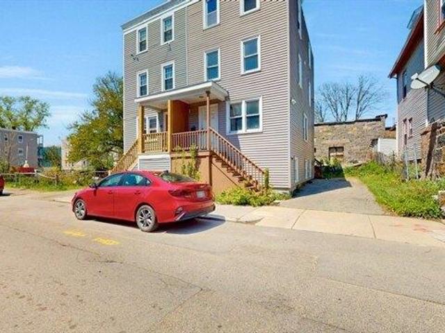 4 bedroom, Boston MA 02124 103034889