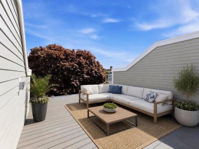 4 bedroom, Boston MA 02127 102724503