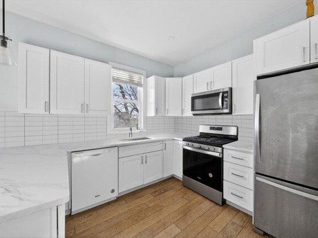 4 bedroom, Boston MA 02128 102762581