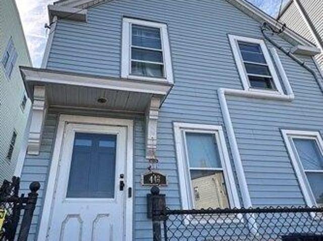 4 bedroom, Boston MA 02128 104045184