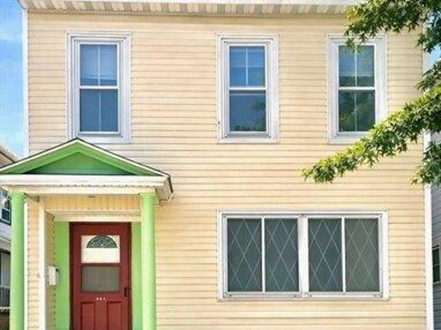 4 bedroom, Boston MA 02128 104011352