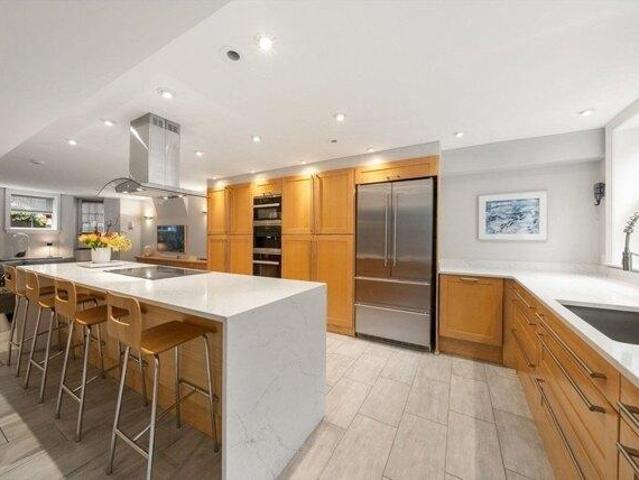 4 bedroom, Boston MA 02129 104296279