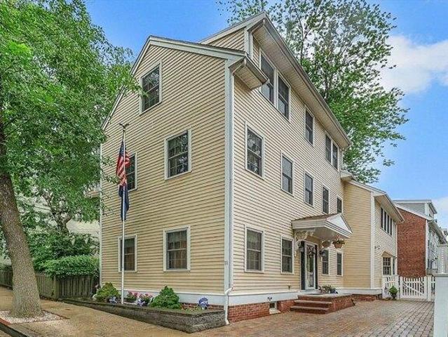 4 bedroom, Boston MA 02129 104234035