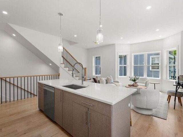 4 bedroom, Boston MA 02134 103966702