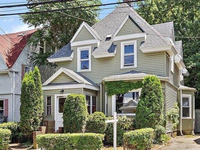 4 bedroom, Boston MA 02134 104757479