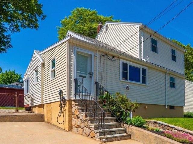 4 bedroom, Boston MA 02136 104541178
