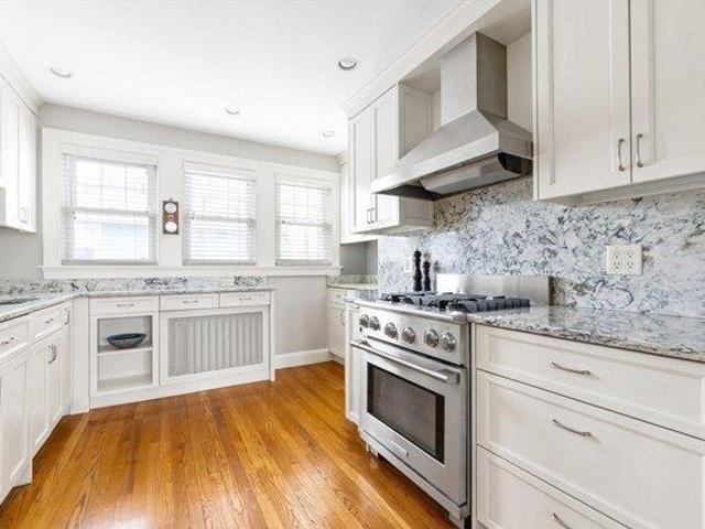 4 bedroom, Boston MA 02132 LS102822569