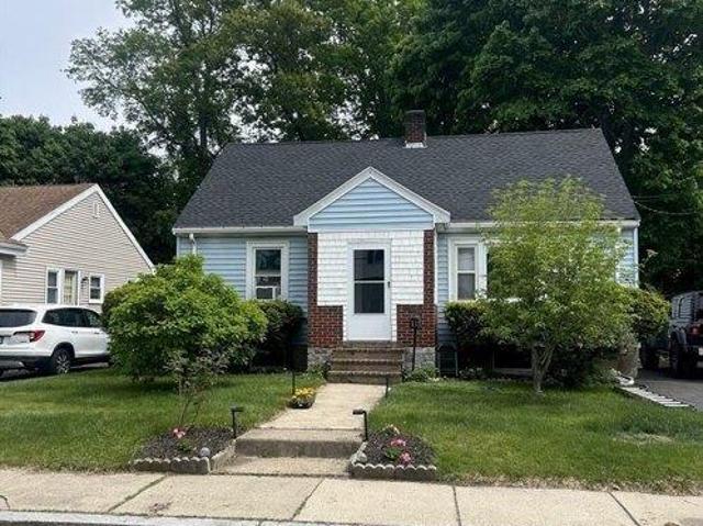 4 bedroom, Boston MA 02132 103249179
