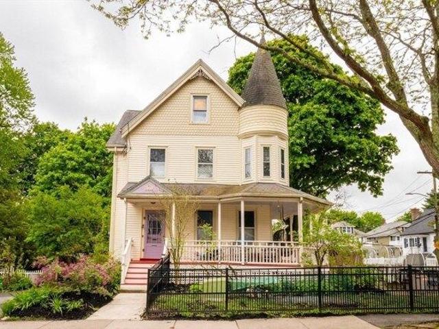 4 bedroom, Boston MA 02132 103440564