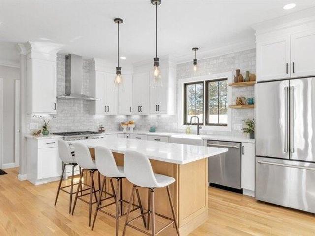 4 bedroom, Boston MA 02132 104606245