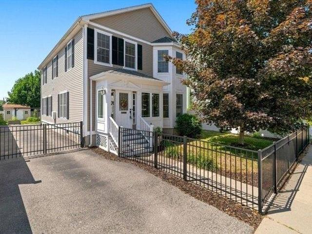4 bedroom, Boston MA 02132 104607634