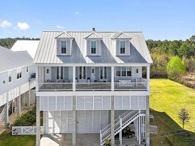 4 bedroom, Bay Saint Louis MS 39520 90554335