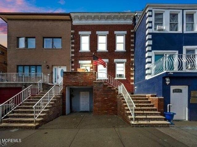 4 bedroom, Bayonne NJ 07002 102028552
