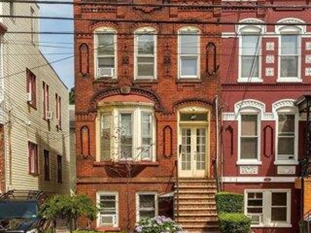 4 bedroom, Bayonne NJ 07002 104689936