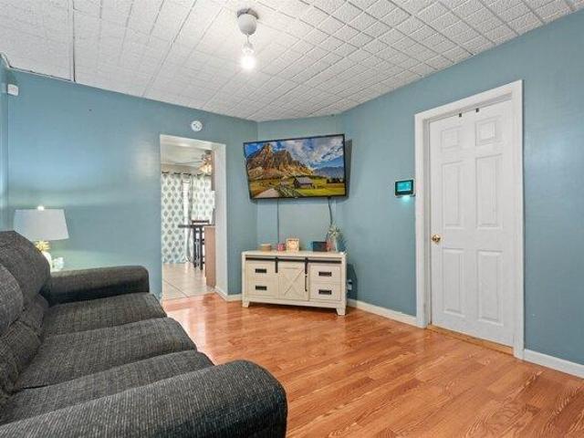4 bedroom, Bayonne NJ 07002 104261627