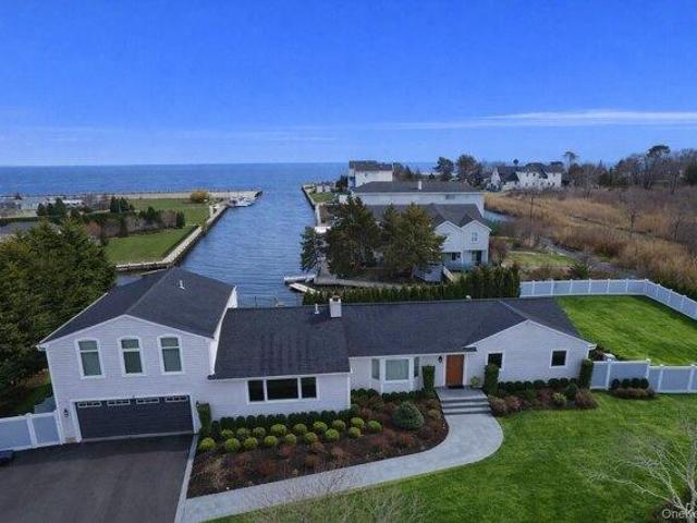4 bedroom, Bayport NY 11705 103603845