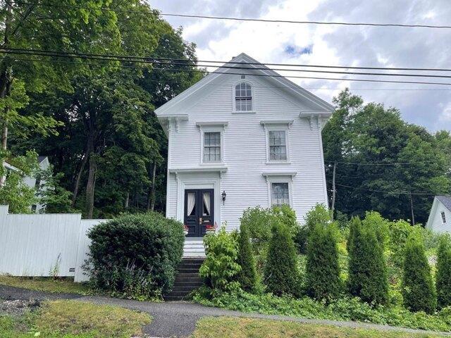 4 bedroom, Bangor ME 04401 104299805