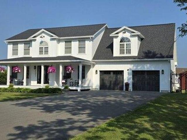 4 bedroom, Bangor ME 04401 104481037