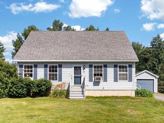 4 bedroom, Bangor ME 04401 104567421
