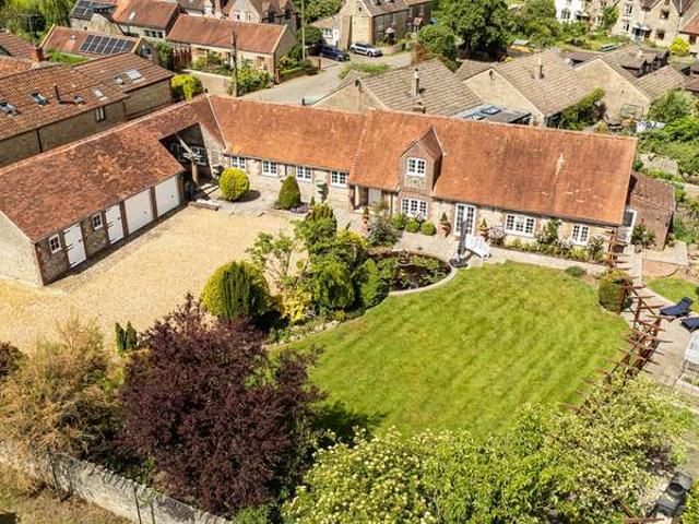 4 Bedroom Barn Character Property