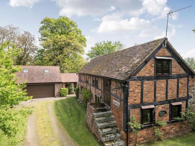 4 Bedroom Barn Conversion Character Property