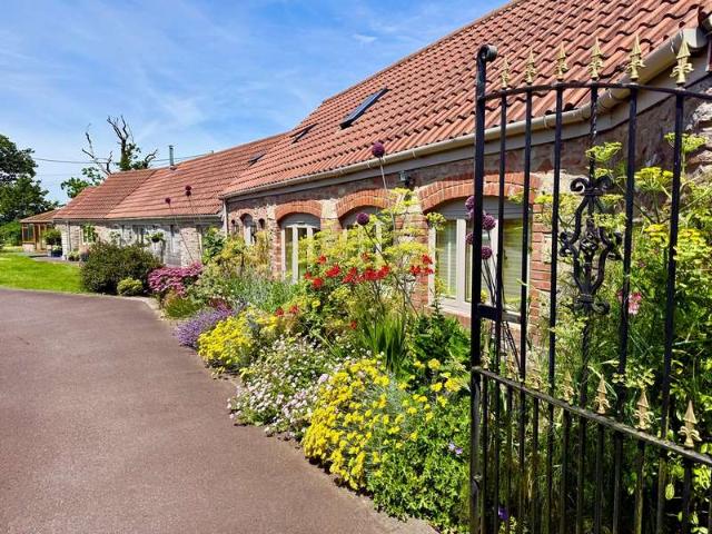 4 Bedroom Barn Conversion Character Property