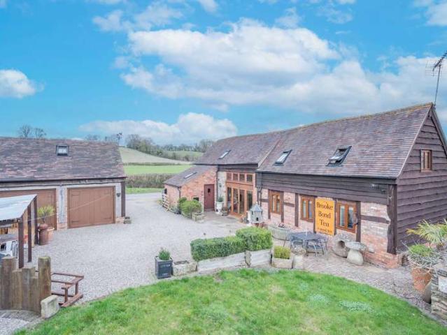 4 Bedroom Barn Conversion Character Property