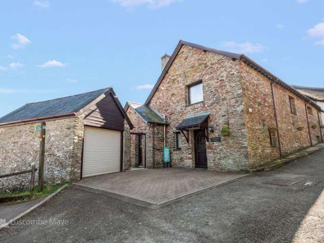 4 Bedroom Barn Conversion Character Property