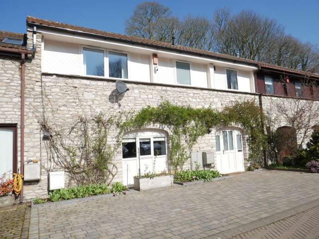 4 Bedroom Barn Conversion Character Property